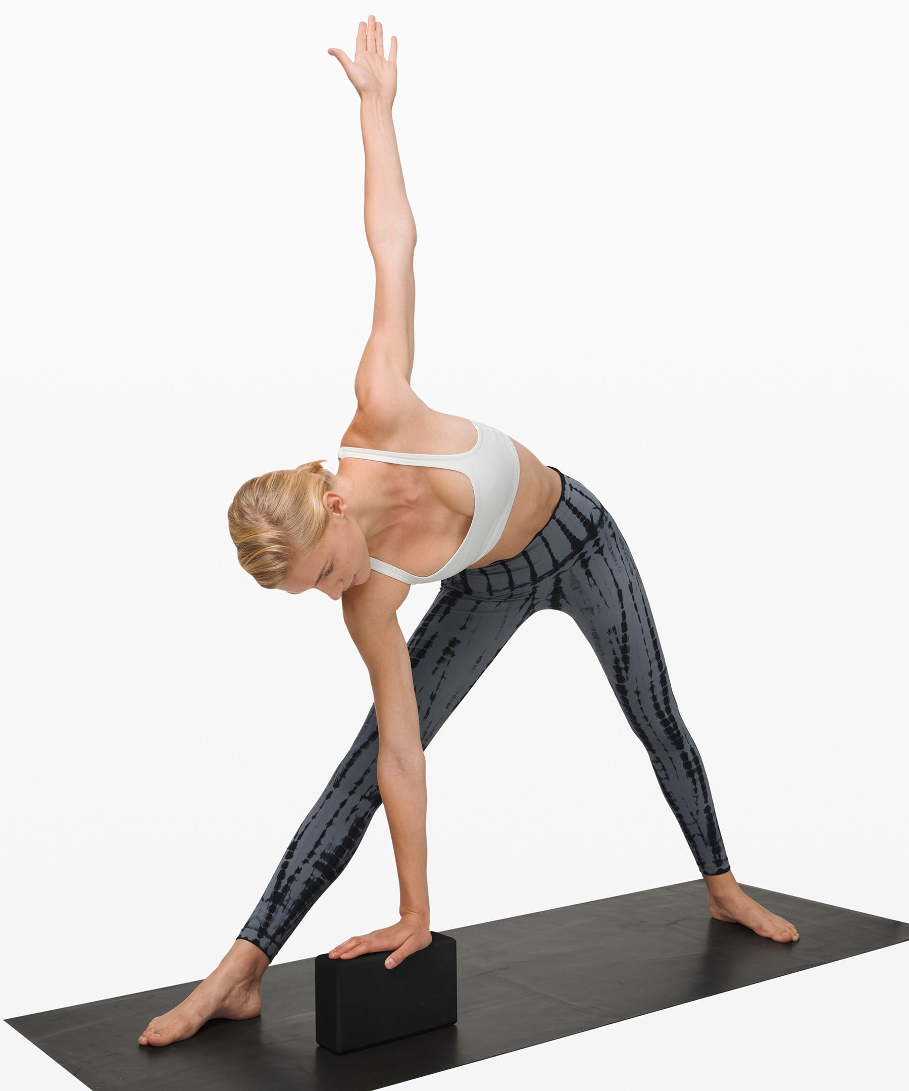 Lift and Lengthen Yoga Block | Equipment | Lululemon EU