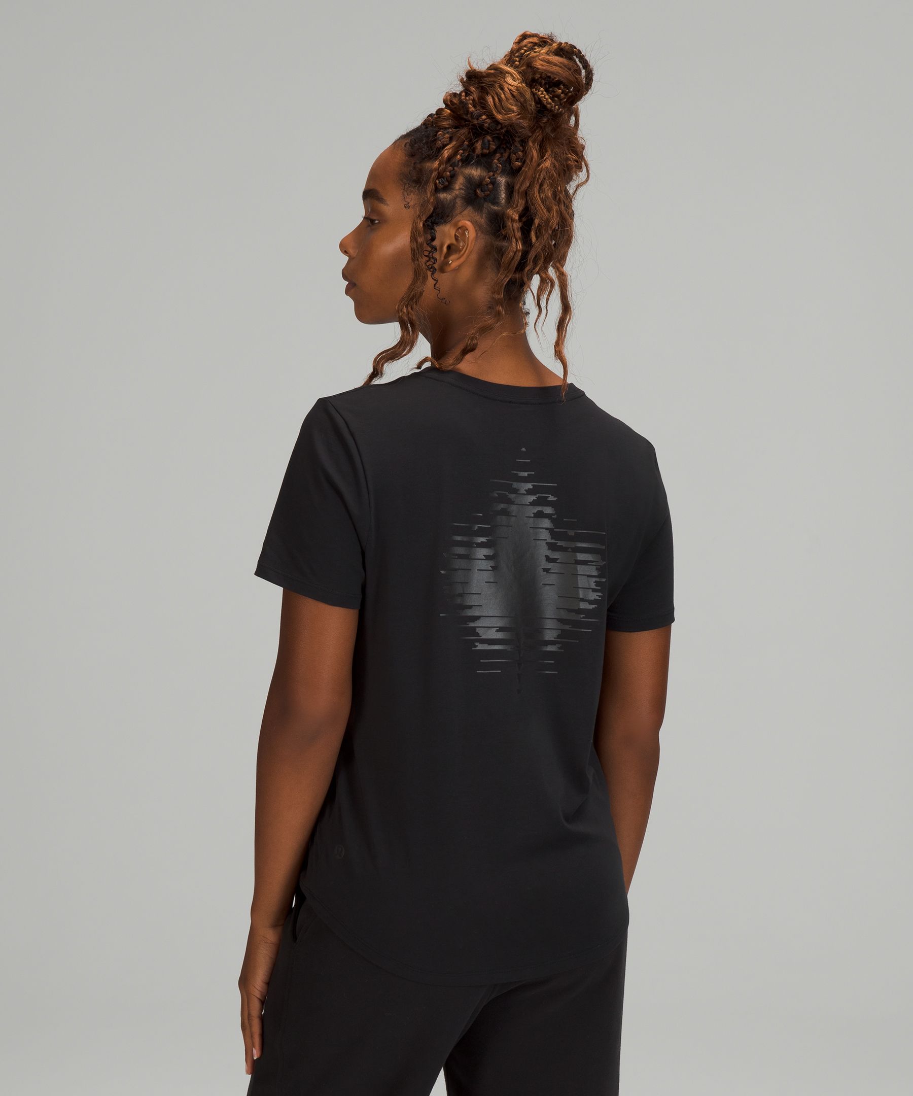 Lululemon - Team Canada Maple Leaf Love Crew T-Shirt *COC Logo Online Only