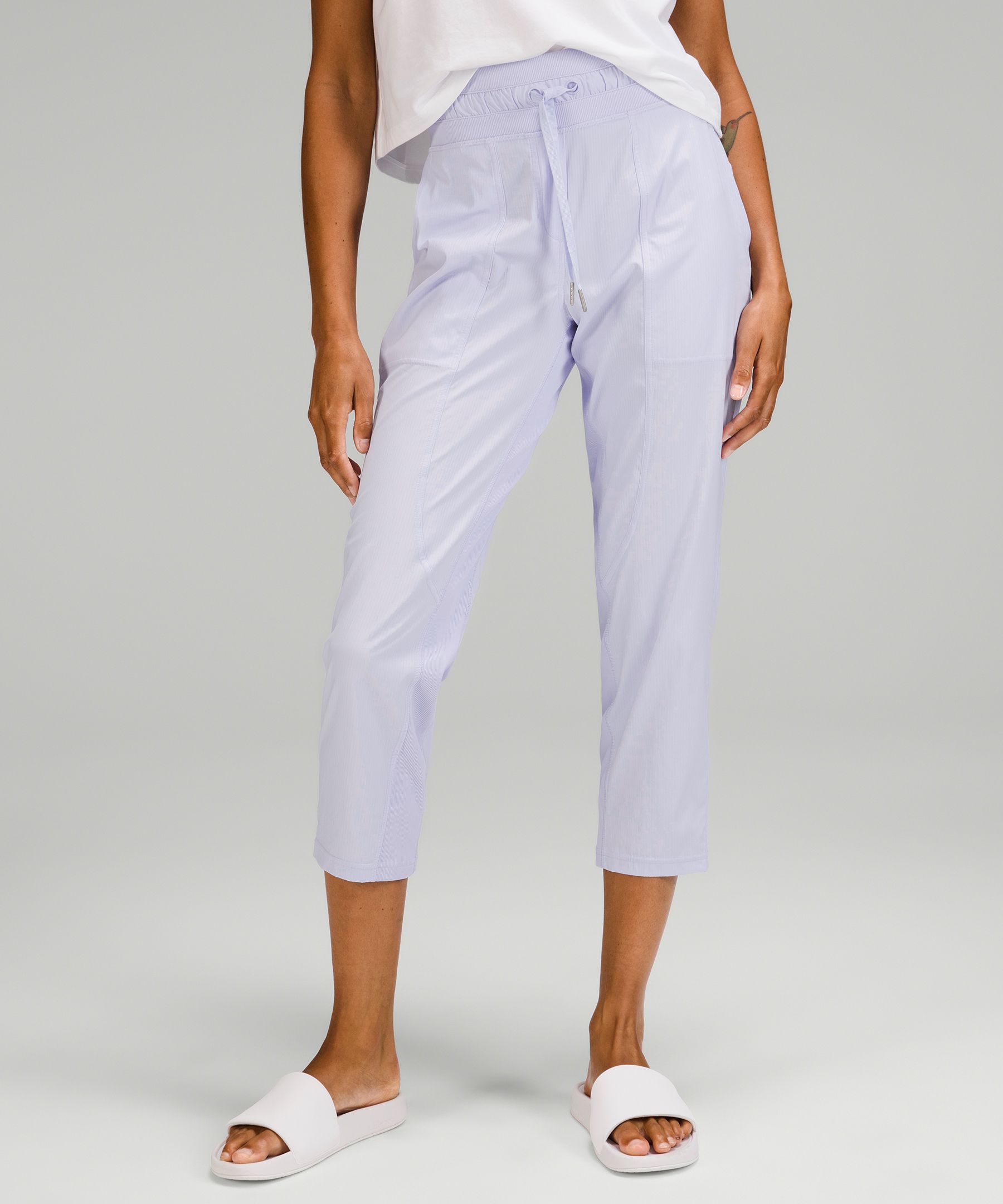 Dance Studio Mid-Rise Crop | Women's Capris | lululemon