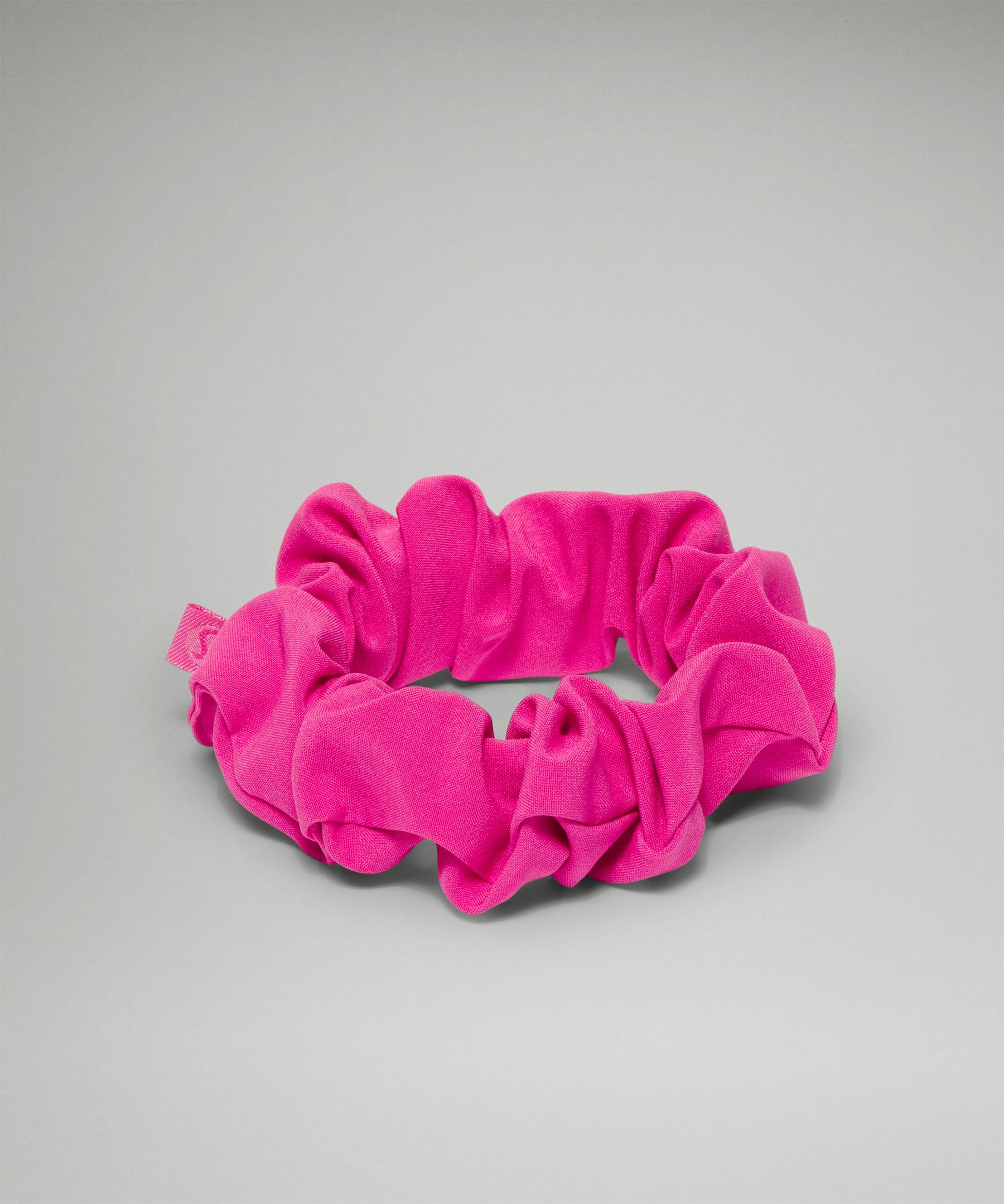Uplifting Scrunchie | Women's Headwear | Lululemon UK