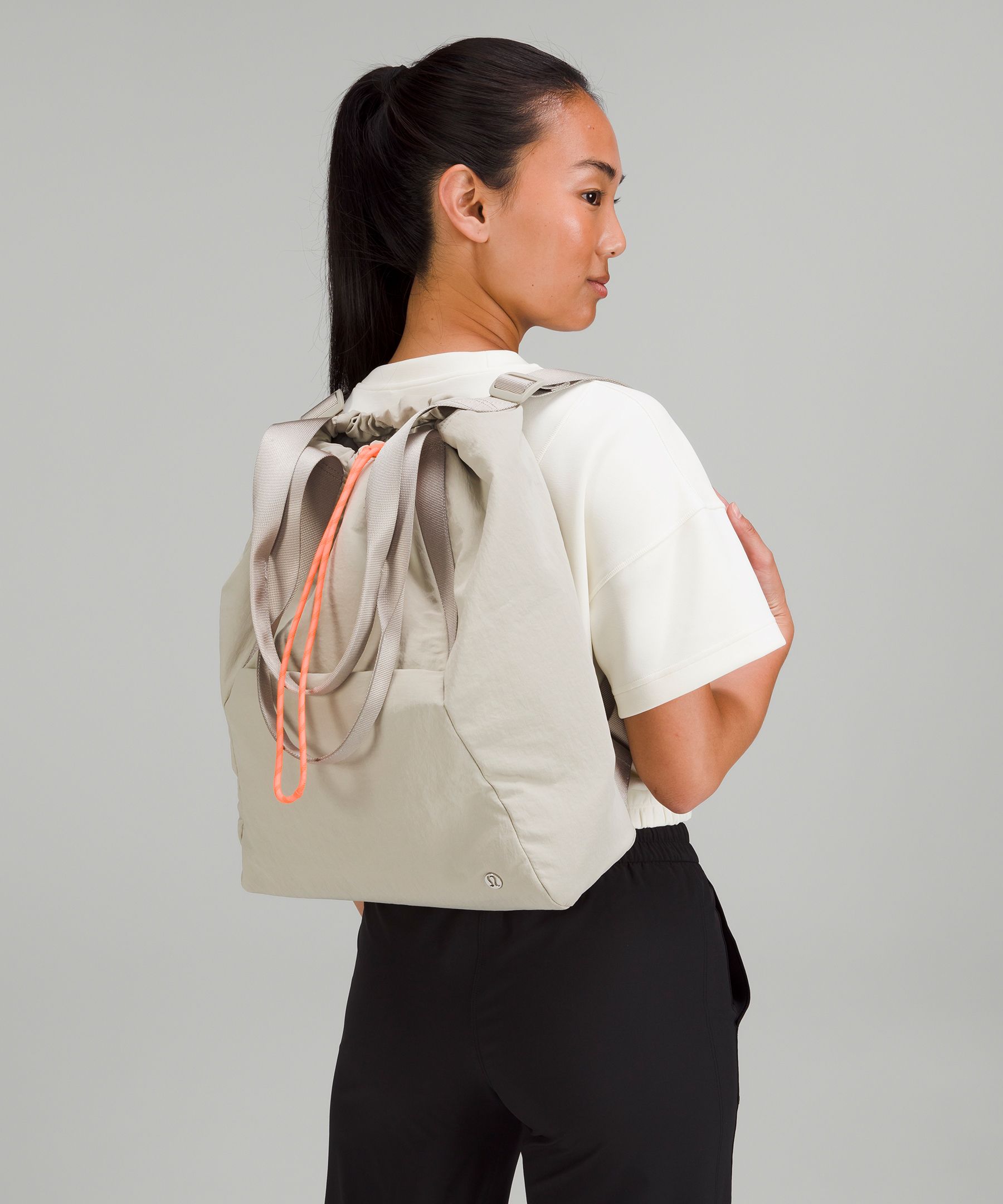 Dual Function Backpack to Tote Bag 18L | Bags | Lululemon EU