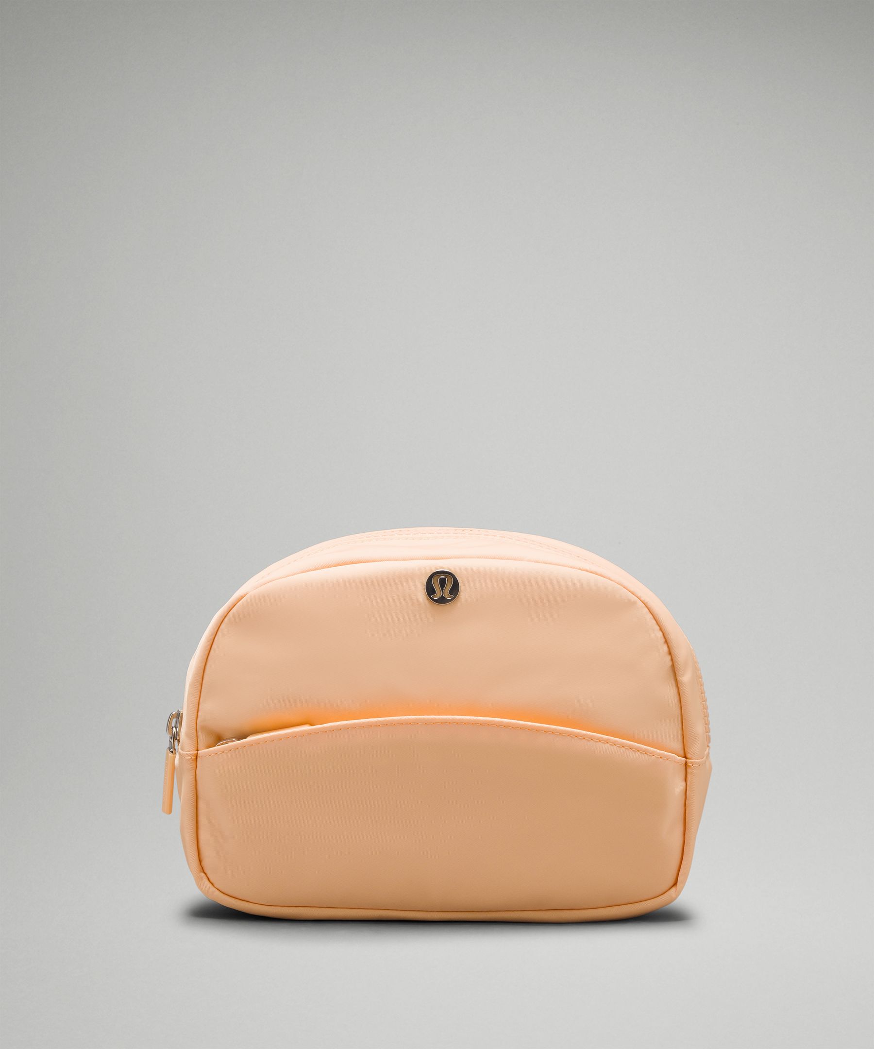 City Essentials Pouch 2L | Women's Bags,Purses,Wallets | lululemon Canada